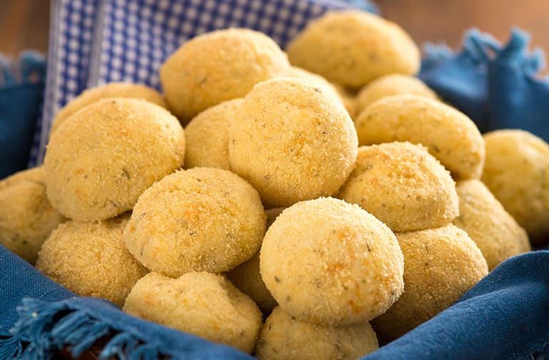Receita de Bolinho de Tapioca - Festa Junina - Yoki